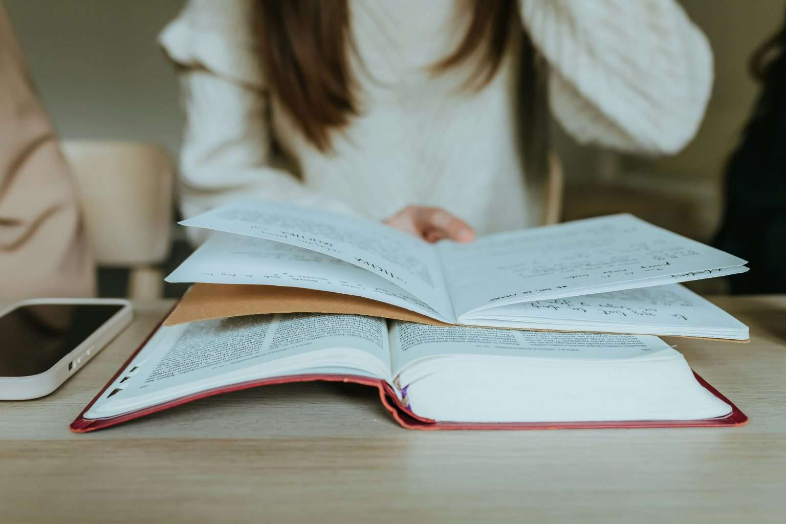 Overcome Spiritual Distractions and Focus on God » Author Heather Bixler